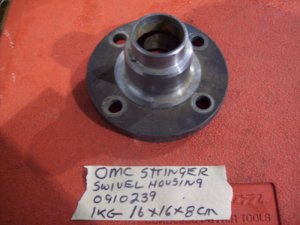 OMC Stringer 400 800 swivel bearing housing BRP 910239 OMC Stringer 400 ...